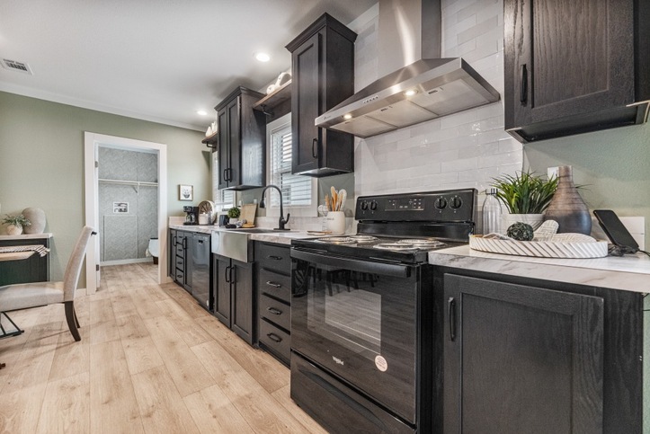 4 Bed Manufactured Home in Killeen TX - Homeland 30544H