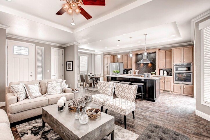Bronco Homes, Inc. Mesa AZ - a Cavco Homes dealer/builder