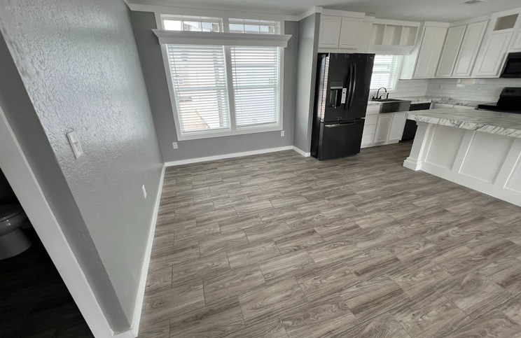 4 Bed Manufactured Home in Tucson AZ - Solitaire 28684A