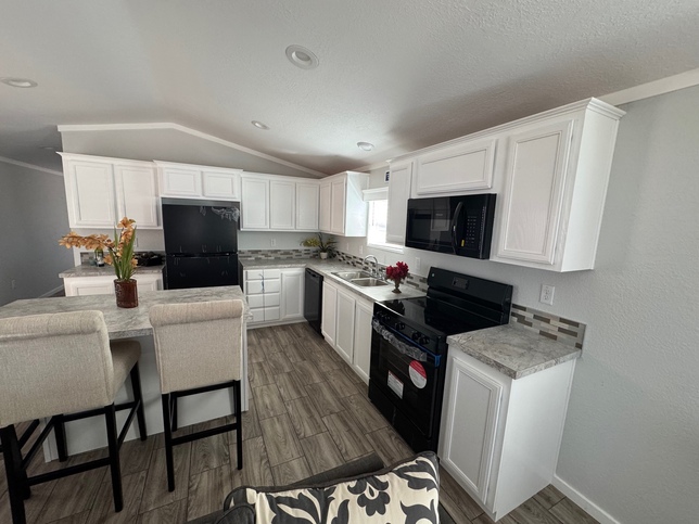 Solitaire Homes of Tyler, Tyler, TX | Manufactured, Modular and Mobile ...