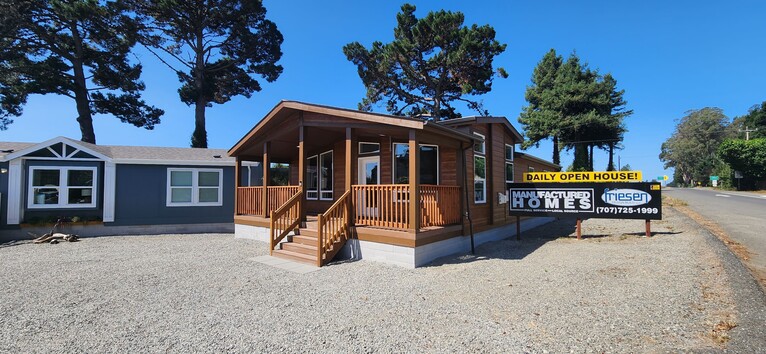 2 Bed Manufactured Home in Fortuna CA - Creekside 28441A