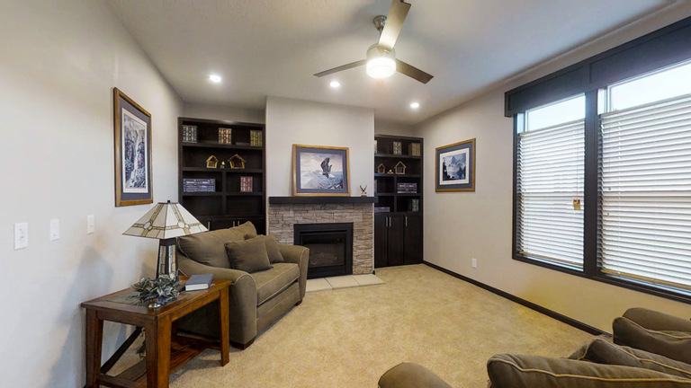 The Timber Lodge Modular 185019M Modular Home from Cavco - Montevideo