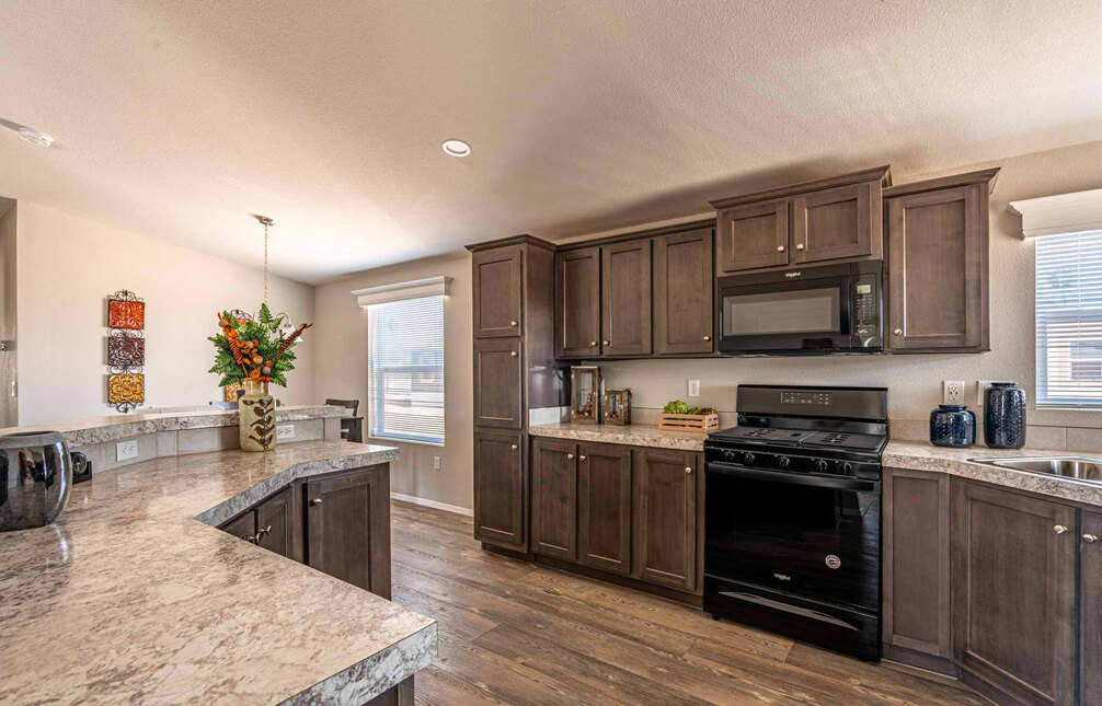 R.I. Homes, California City, CA | a Cavco Homes dealer/builder