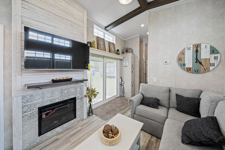 1 Bed Park Model (Single-wide) for Sale - 100176M PM