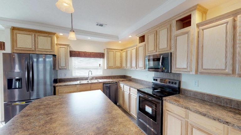 GE72 - The Freedom Model ~ Look At the SPACE it offers!! GE72 ...