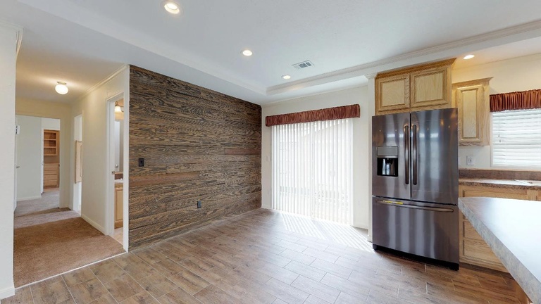 GE72 - The Freedom Model ~ Look At the SPACE it offers!! GE72 ...