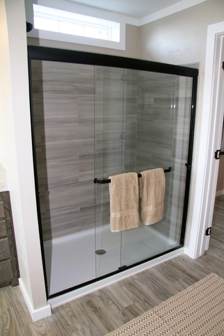 GE72 - The Freedom Model ~ Look At the SPACE it offers!! GE72 ...