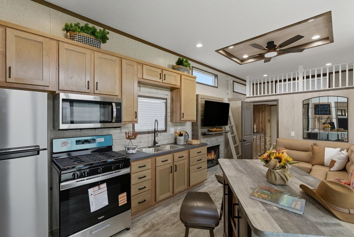Factory Expo Home Center Nappanee IN - a Cavco Homes dealer/builder