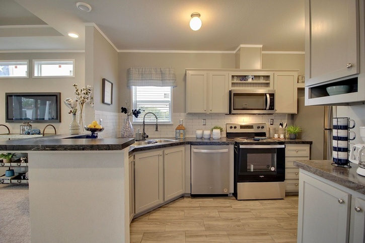 Sunset II 16522A Manufactured Home from Cavco - Austin