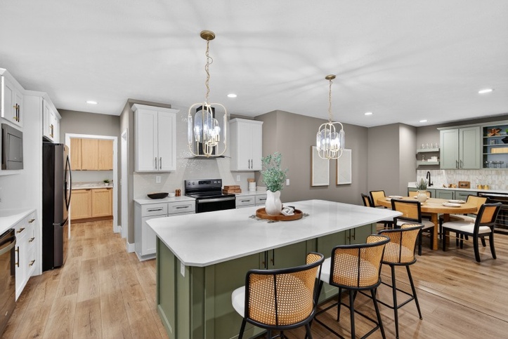 Riley Homes, Inc. Urbana IL - a Cavco Homes dealer/builder