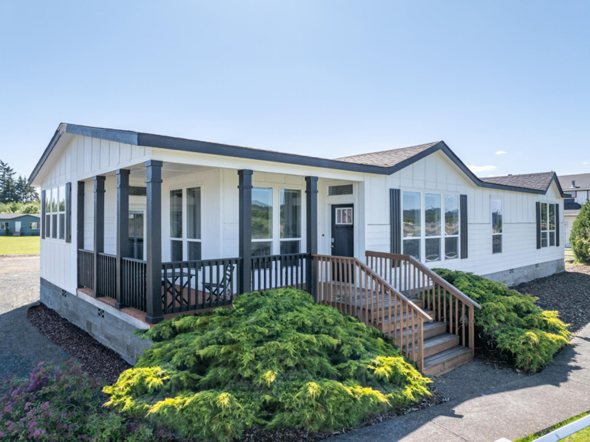 3 Bed Manufactured Home (Double-wide) for Sale - Ranch House 30683R