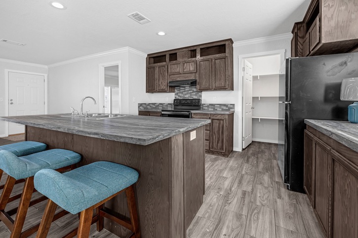 Topaz 28563A Manufactured Home from Cavco