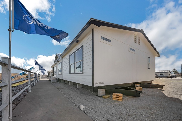 Manufactured Home Builder in the Southwest - Cavco - Deming/Duncan