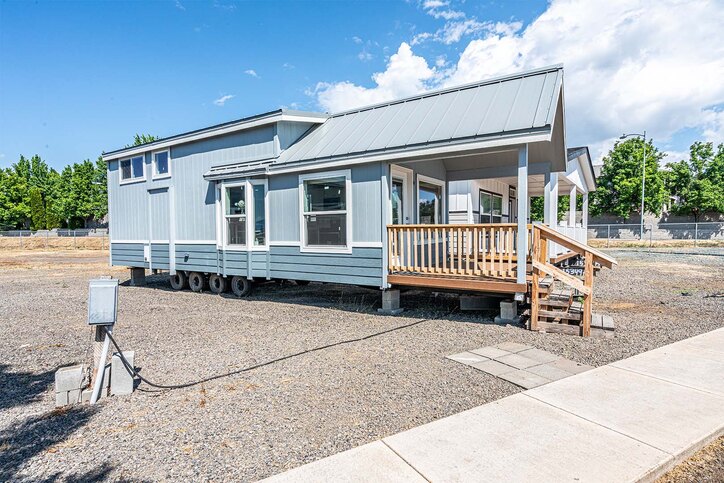 Cascadia Value 12351L Park Model from Cavco - Woodburn