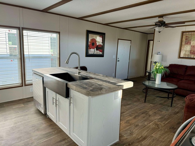 2 Bed Manufactured Home in Tulsa OK - ScissorTail 16602P