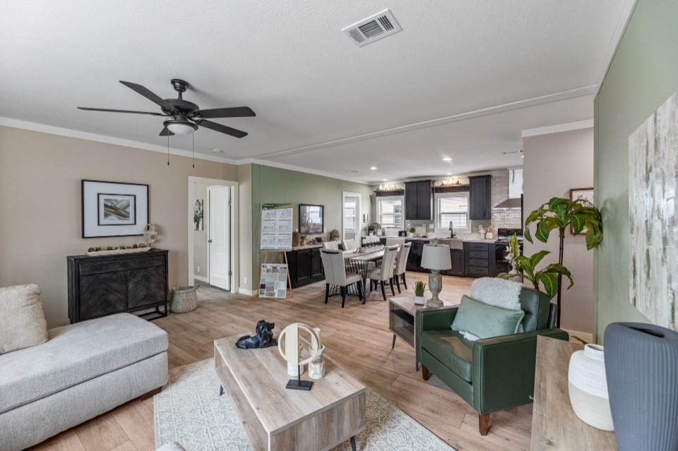 Homeland 28604H Manufactured Home from Cavco - Fort Worth