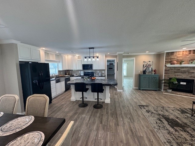 3 Bed Manufactured Home in Victoria TX - Solitaire 28643A