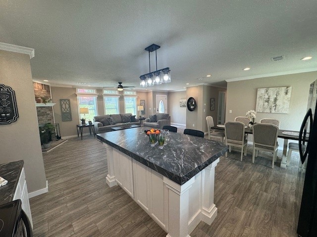 3 Bed Manufactured Home (Double-wide) for Sale - Solitaire 28643A