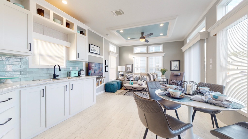 Adelaide Shores RV Park, Avon Park, FL | a Cavco Homes dealer/builder