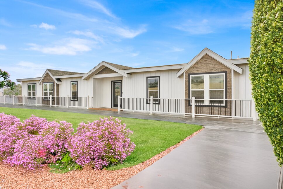 4 Bed Manufactured Home (Triple-wide) for Sale - Draper 40764A