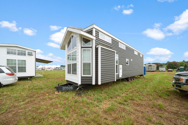 1 Bed Park Model (Single-wide) for Sale - 100185M PM