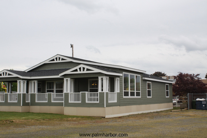 3 Bed Manufactured Home (Triple-wide) for Sale - Mt. Bachelor 42483A