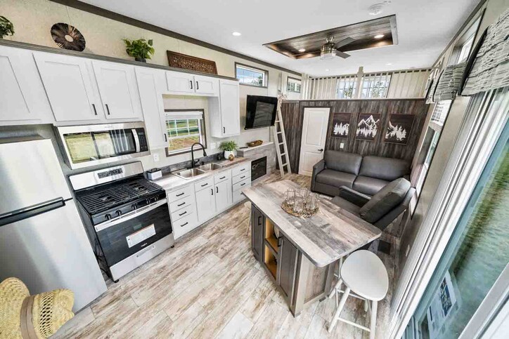 190002M PM Park Model from Cavco - Nappanee