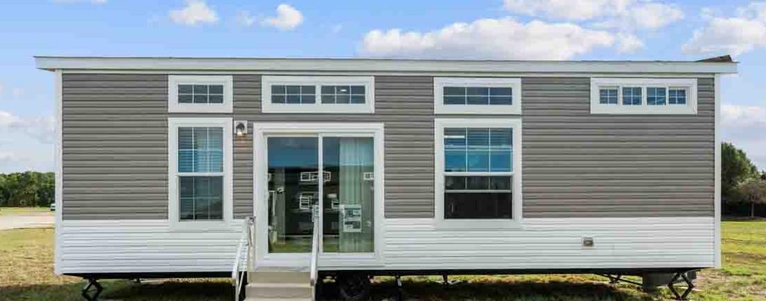 190002M PM Park Model from Cavco - Nappanee