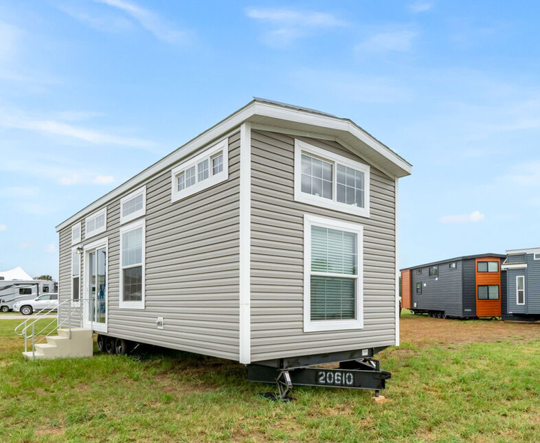 190002M PM Park Model from Cavco - Nappanee