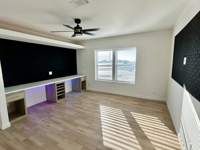 4 Bed Manufactured Home in Cleveland TX - Luxe Haven Flex 47724A