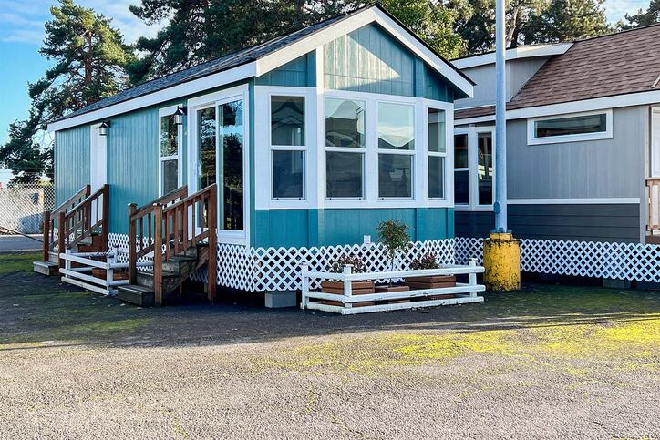Cascadia Value 12321T Park Model from Fleetwood Homes, Mt Vernon, WA ...